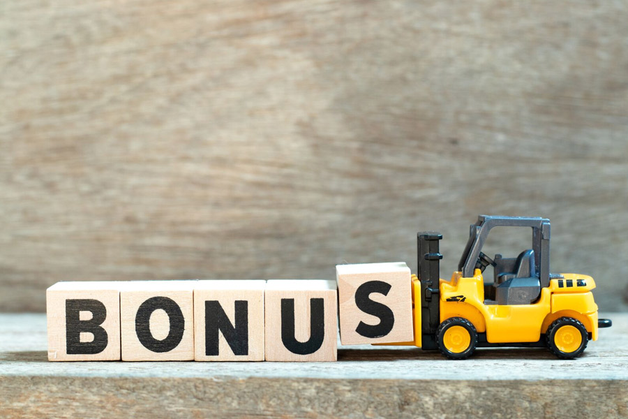 Shanghai court allows employer to cancel deferred bonus | China ...