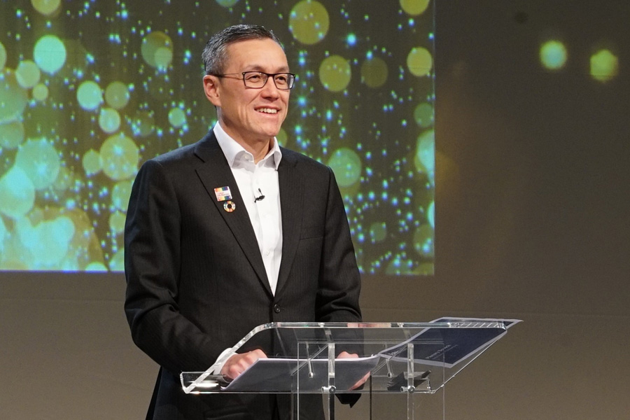 Baker McKenzie's new global chairman in the hot seat