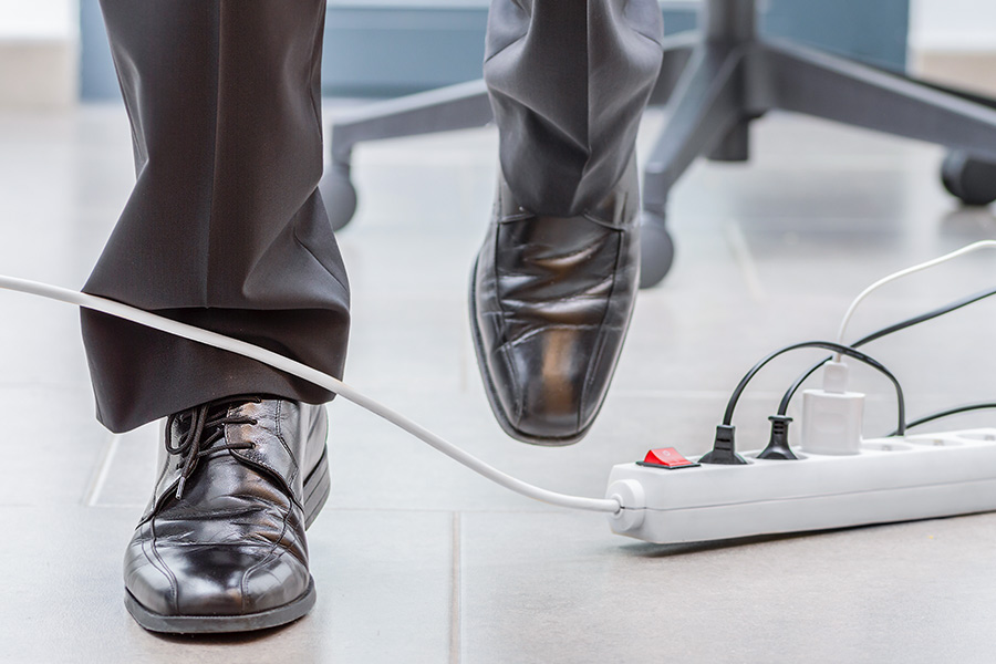 Legal risks in retroactive work-related injury of former employees | China