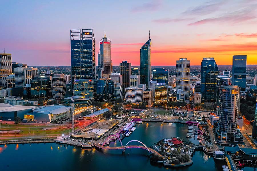 Founding partner Jenny Thornton rejoins Clyde & Co in Perth | Law.asia